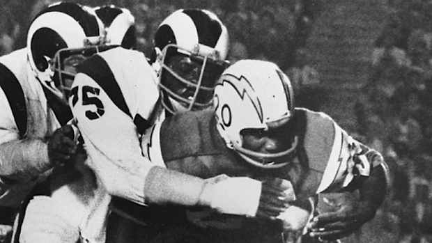 Hall of Fame defensive end Deacon Jones dead at 74 - Sports Illustrated