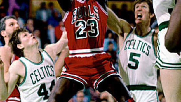 55: Remembering the night Michael Jordan announced his return to ...