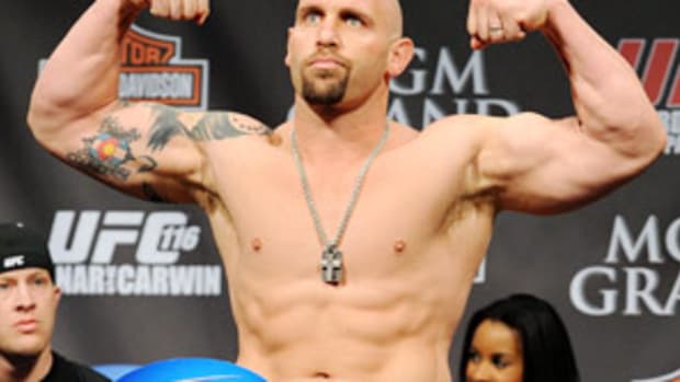 MMAWeekly.com: Carwin ready for UFC debut, possible breakout year ...