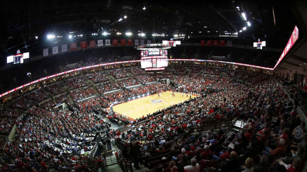 Basketball - Sports Illustrated Ohio State Buckeyes News, Analysis and More