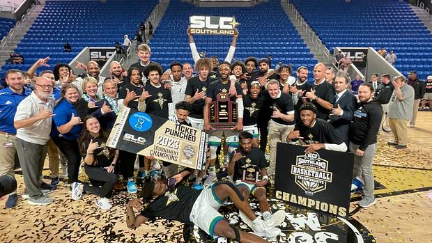 Texas A&M-Corpus Christi Islanders - Sports Illustrated
