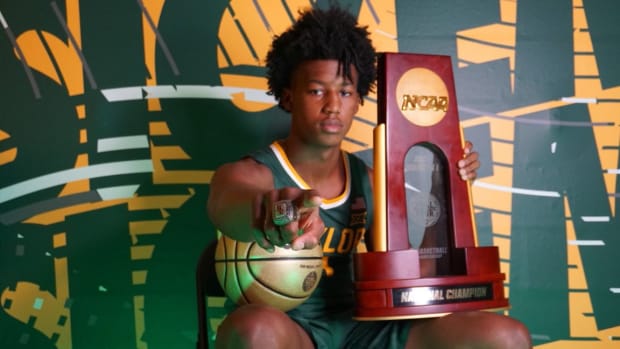 Wesley Yates - Inside The Bears on Sports Illustrated: News, Analysis ...