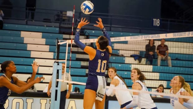 Volleyball - Sports Illustrated Georgia Tech Yellow Jackets News ...