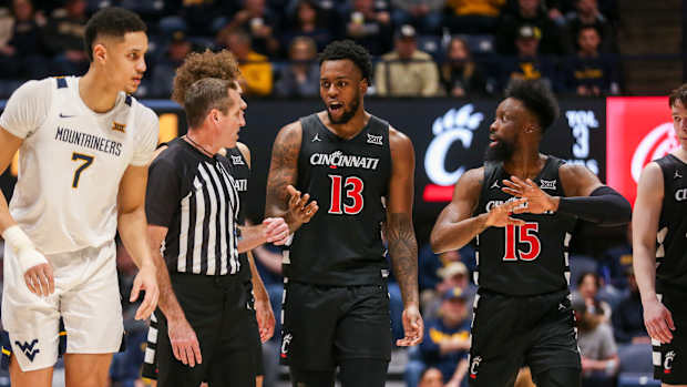 Basketball - All Bearcats