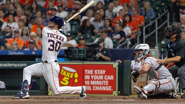 MLB players face spitting ban to stop COVID spread - Sports Illustrated