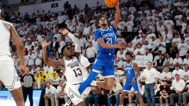 Dawn Staley: South Carolina coach condemns NCAA tournament disparities ...
