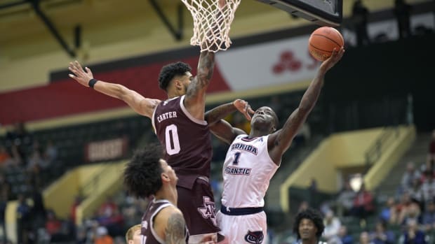 Basketball - Sports Illustrated Texas A&M Aggies News, Analysis and More