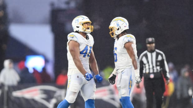 Los Angeles Chargers: Team unveils new logo (photo) - Sports Illustrated