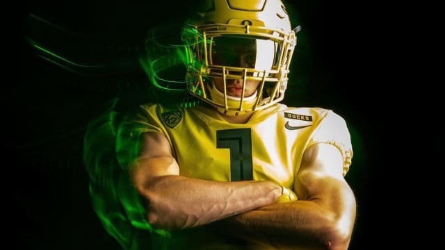 Oregon Recruiting: 2024 QB Luke Moga Recaps Oregon Ducks Visit, Meeting ...