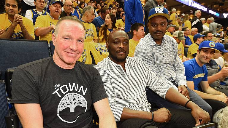 Chris Mullin, Tim Hardaway of ‘Run TMC' laud today's Warriors - Sports Illustrated