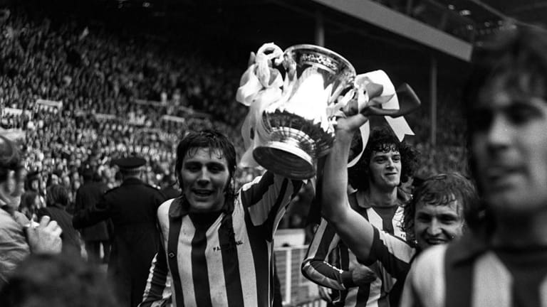 Tony Mowbray reveals Sunderland 'affinity' after supporting them in ...