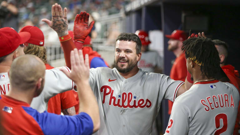 WATCH: Philadelphia Phillies Kyle Schwarber Hits 40th Home Run of 2022 ...