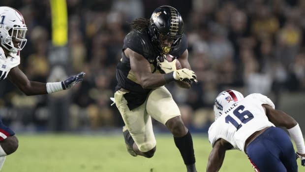 Nebraska Football Prepares for ‘Explosive’ Foe and Raucous Crowd at ...