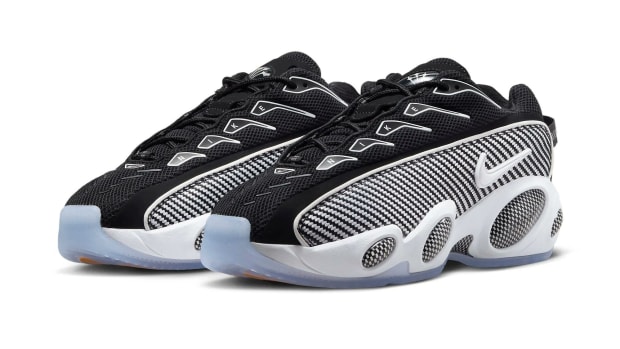 Drake's Newest Sneakers Launch on Nike's Website - Sports Illustrated ...