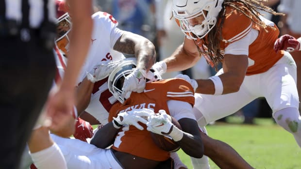 WATCH: Did Referees Miss A Critical Penalty on Oklahoma Sooners vs ...
