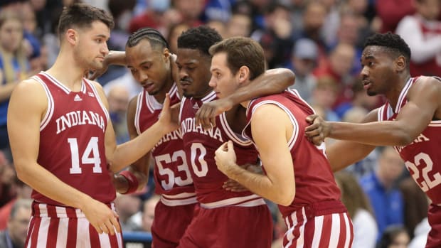 Mike Woodson Gives Injury Update on Indiana Point Guard Xavier Johnson ...