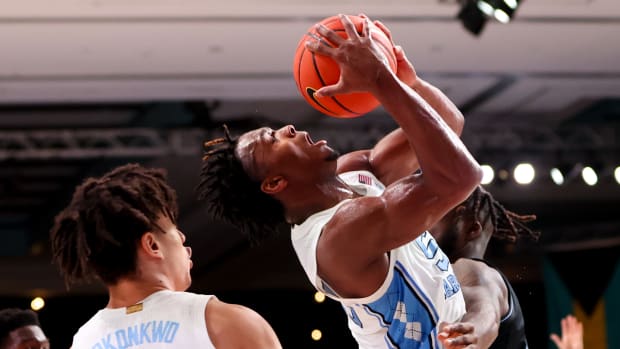 UNC Basketball Loss Drops Tar Heels Three Spots in Poll - Sports ...