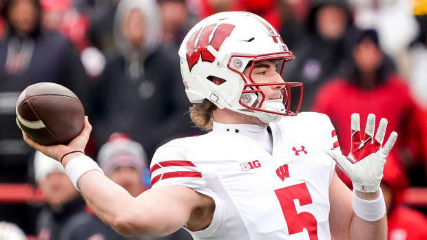 Wisconsin football: Three questions for Week 13 vs. Minnesota - Sports ...