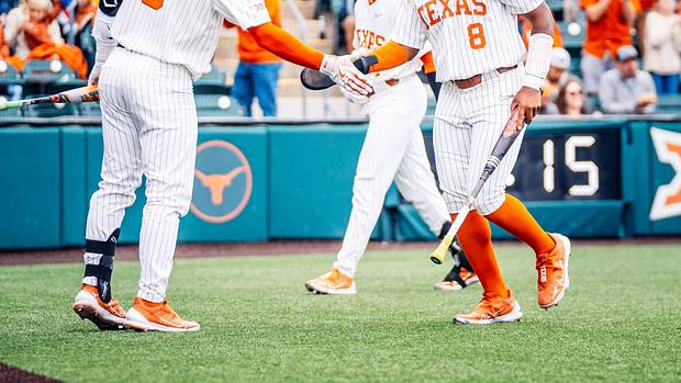 No. 21 Texas Longhorns vs. Kansas State Wildcats: Live Game Three ...