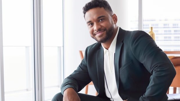 Tua Tagovailoa's Heritage Inspired His Partnership with Perry Ellis ...