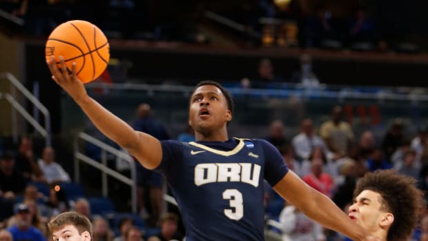 Texas Longhorns' Max Abmas Named to Preseason All-Big 12 First Team ...