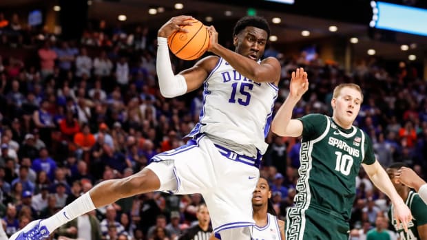 Injury Prevents Former Duke Basketball Big Man's Breakout Season ...
