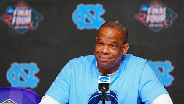 North Carolina Tar Heels Basketball Coach Hubert Davis Previews Indiana ...