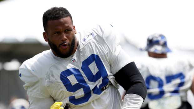 Los Angeles Rams' Aaron Donald Completes Another Franchise Milestone ...
