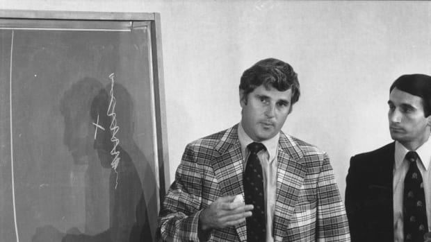 Remembering Coach Bob Knight - All Huskers