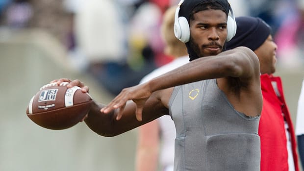 Colorado's Shedeur Sanders won't attend Manning Passing Academy ...