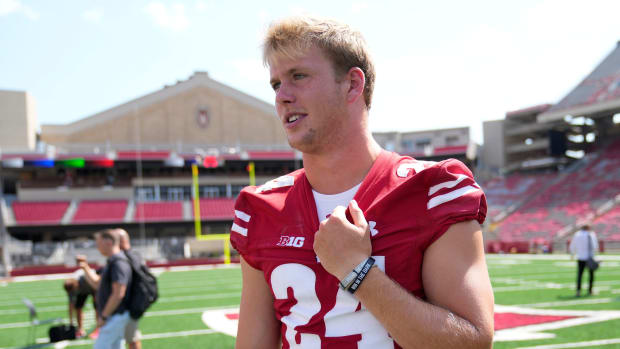 A healthy Hunter Wohler brings versatility to Wisconsin's defense ...
