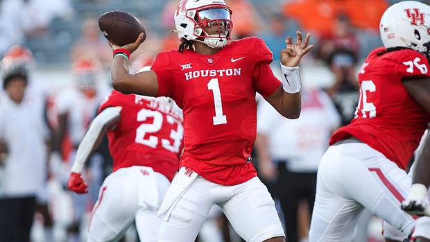 WATCH: Houston Wins on Miracle Hail Mary vs. West Virginia Before ...