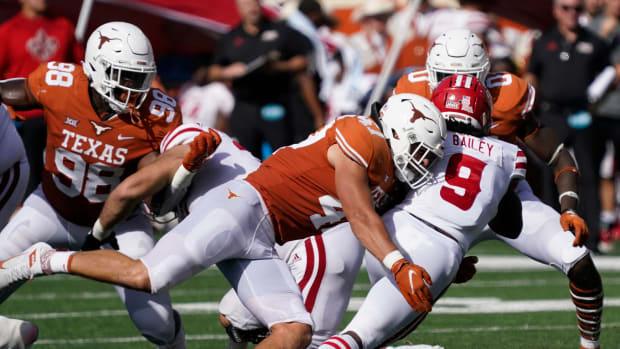 Texas Longhorns Football: Texas LB Luke Brockermeyer Injures Knee in ...