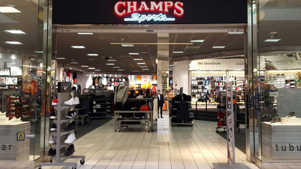 Every Black Friday Sales Event Sneakerheads Must Know About - Sports ...