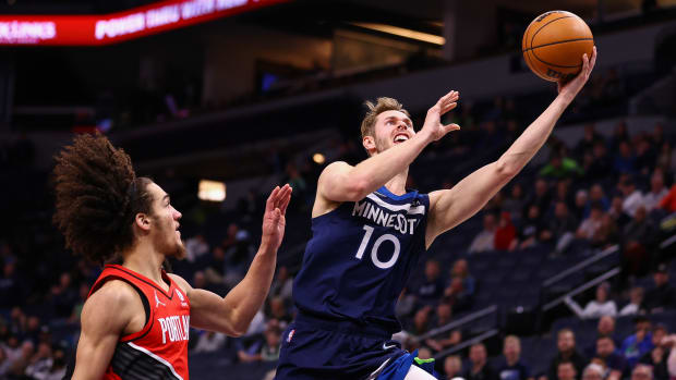 Celtics Sign Jake Layman to Training Camp Deal - Sports Illustrated ...