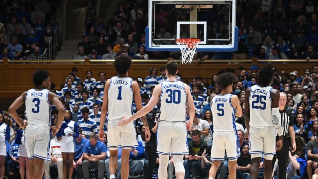 Duke basketball star sets record straight about practice incident ...
