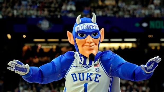 Duke basketball recruiting prospect transfers to NC school - Sports ...