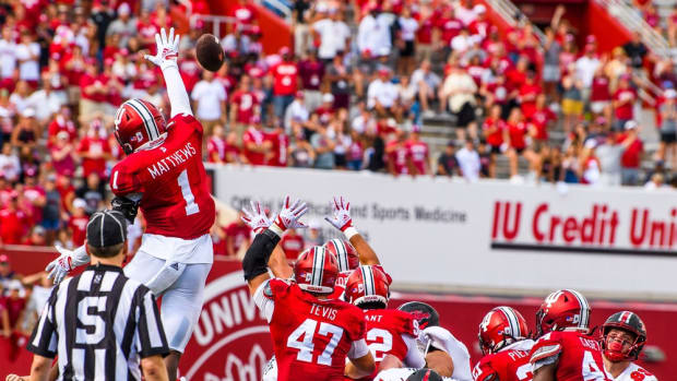 Late Defensive Stands, Clutch Kicking Keeps Indiana Undefeated With Win ...