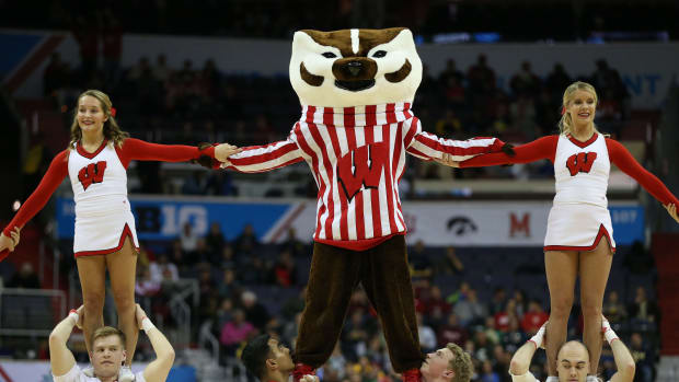 Basketball - Sports Illustrated Wisconsin Badgers News, Analysis and More