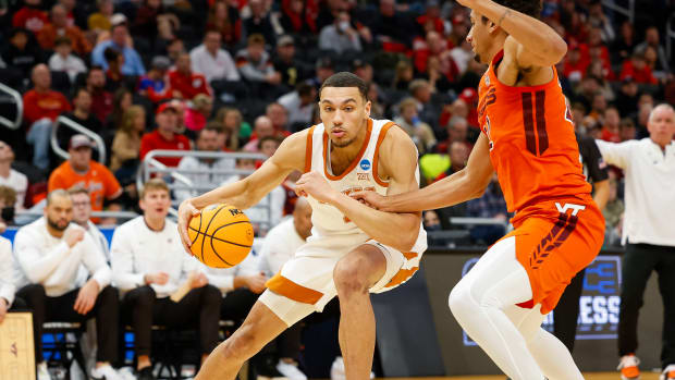 Longhorns Forward Dylan Disu Hints at Potential Return to Texas ...
