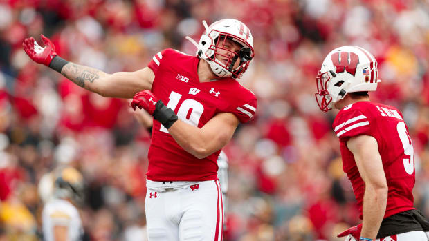 Wisconsin Badgers versus Iowa by the numbers - Sports Illustrated ...