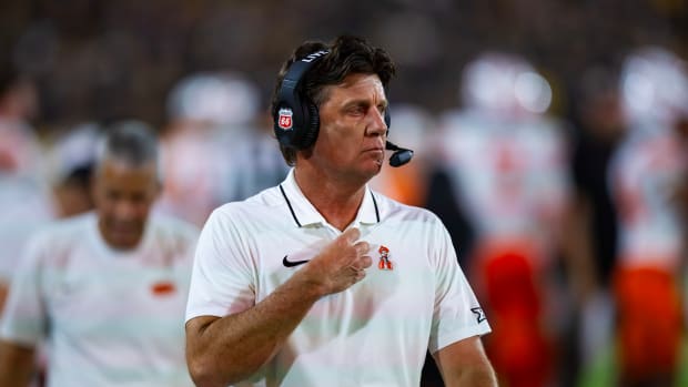 Wildcats' QB Will Howard Shares Hilarious Mike Gundy Story - Sports ...