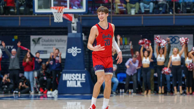 Aidan Mahaney exposes Gonzaga's defense as Saint Mary's rallies for OT ...
