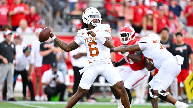 Steve Sarkisian Confident In Texas Longhorns QBs Maalik Murphy & Arch ...