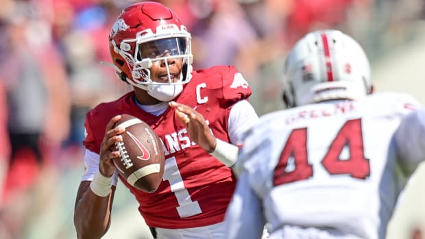 Arkansas Razorbacks Make Big Jump in AP Top 25 - Sports Illustrated All ...