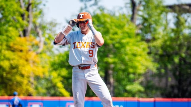 Texas Longhorns vs. Kansas Jayhawks: Live Game Three Updates - Sports ...