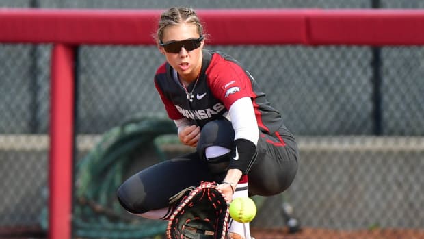 KB Sides - Sports Illustrated All Hogs News, Analysis and More