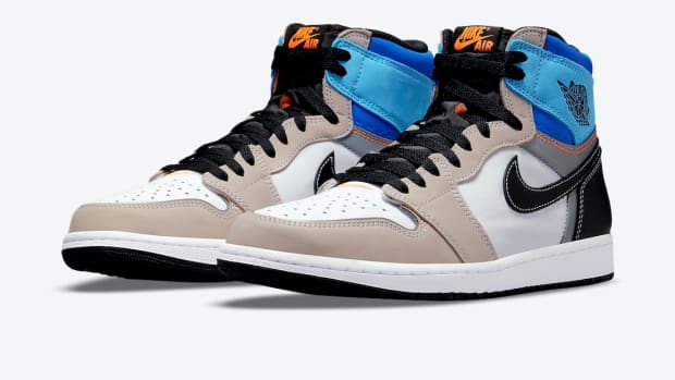 Bengals Quarterback Joe Burrow Wears Sweater & Air Jordans - Sports ...