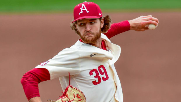 Live updates as Razorbacks look to close out sweep over Louisiana Tech ...