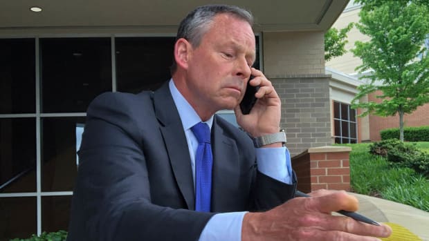 NCAA's Doomed Guidelines Probably Won't Regulate NIL - Sports ...